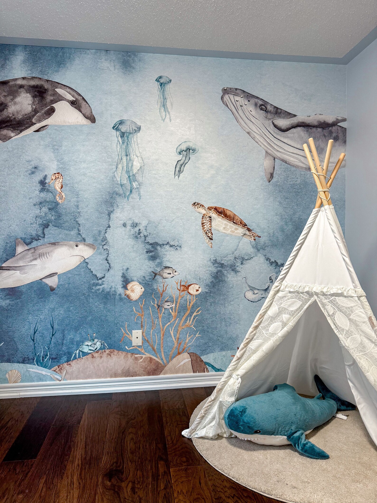 Ocean Life Wall Decal, Under the Sea Adventure Wallpaper Mural ...