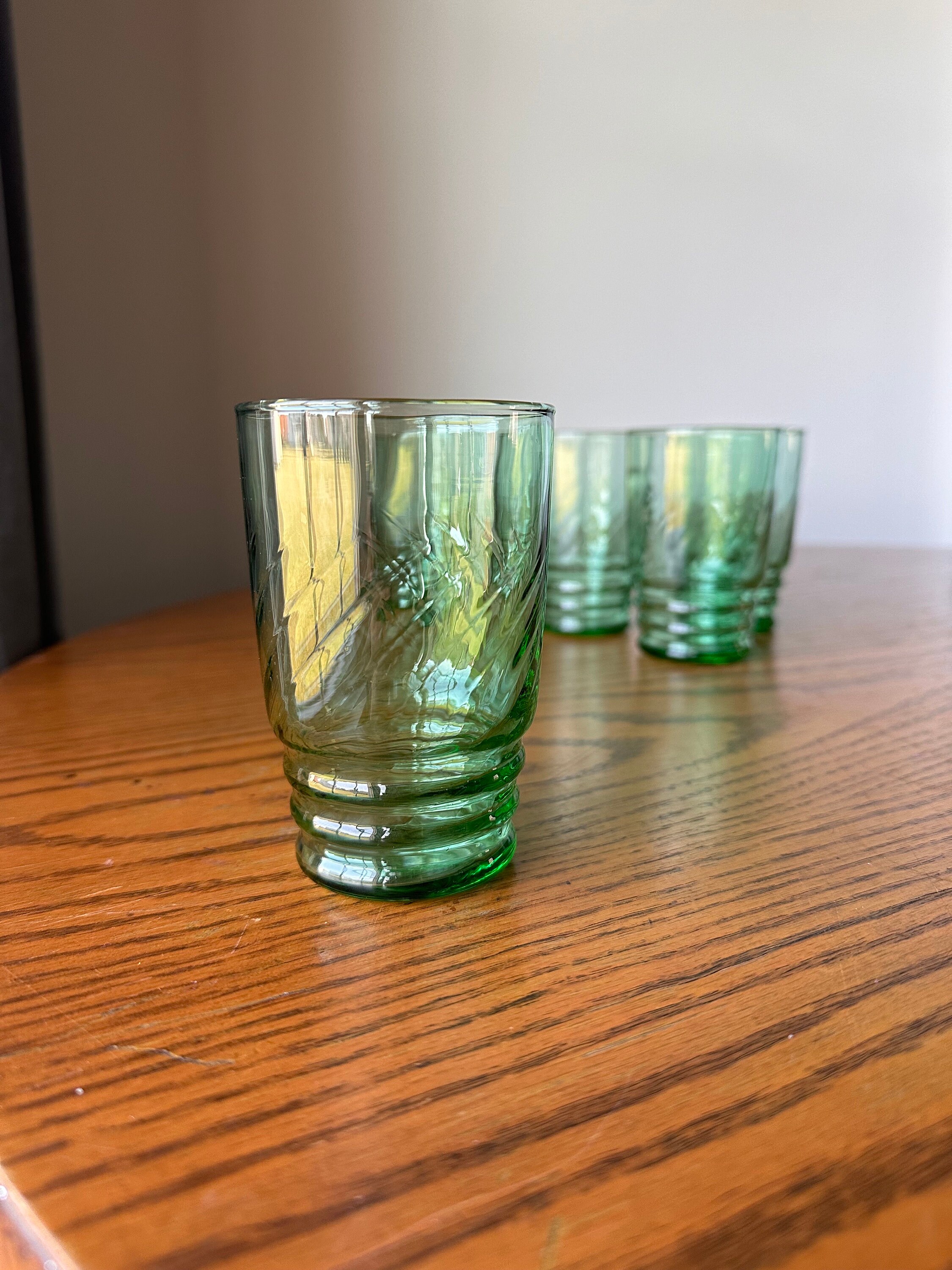 Set of 5 Vintage Libbey Green Optic Swirl Three Ringed Base 8 Oz ...