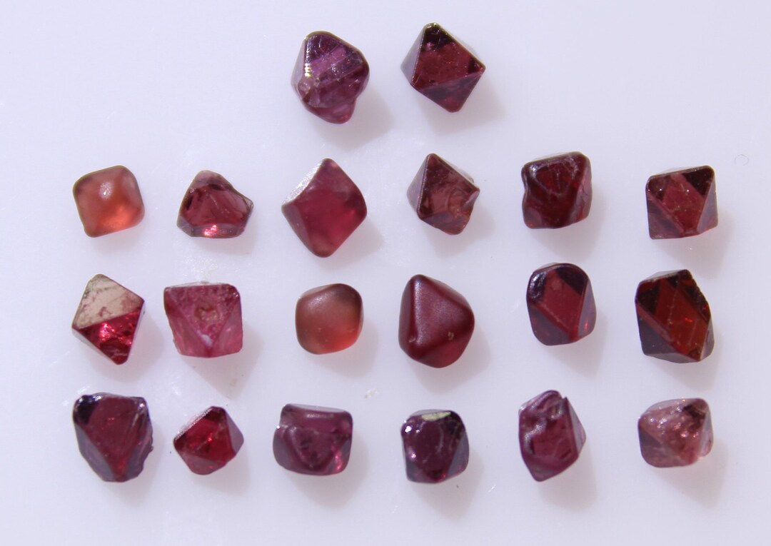 Red Spinel Crystal Lot *free Shipping* - Etsy