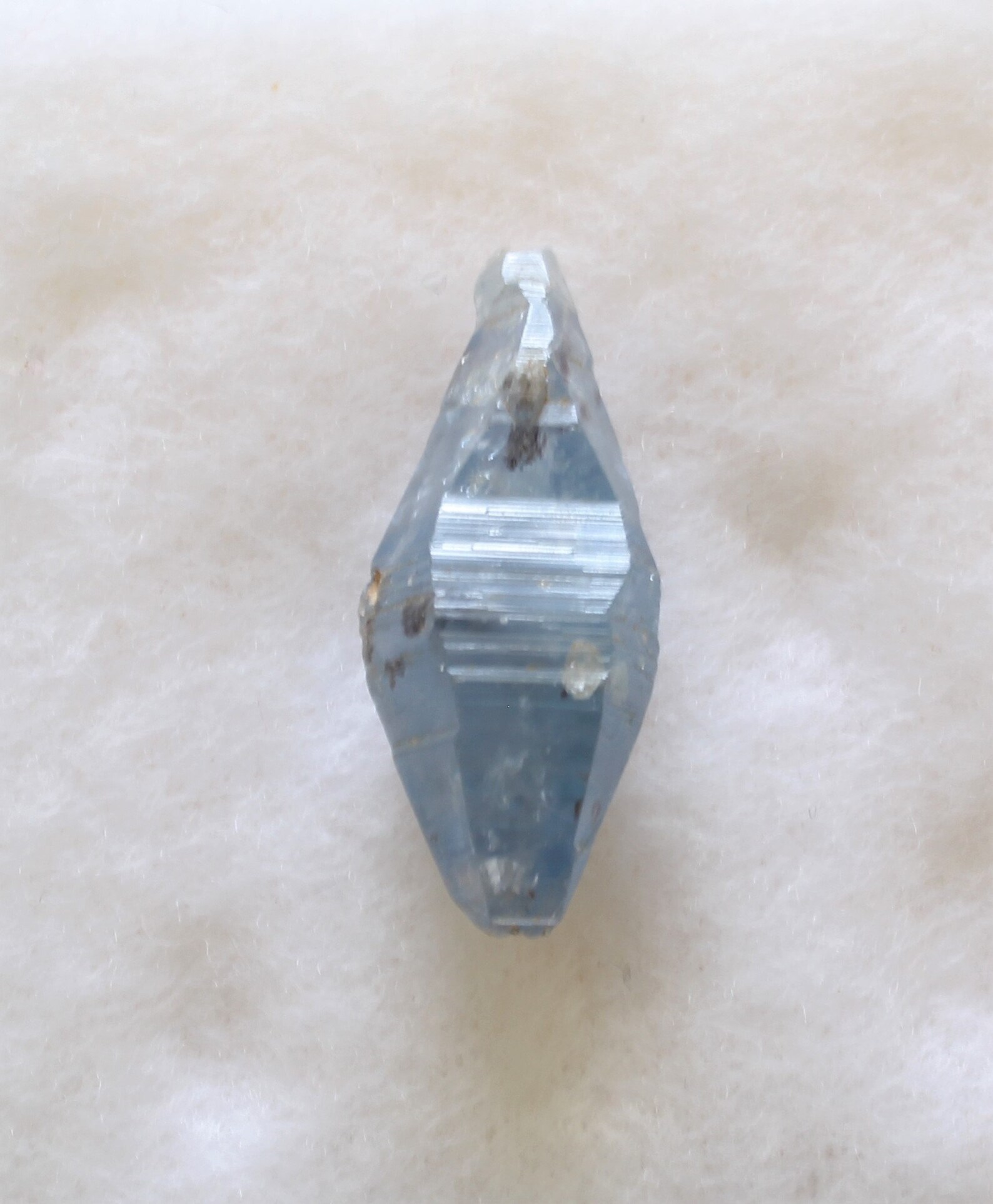 Blue Corundum Crystal 13.65cts *free Sipping* - Etsy