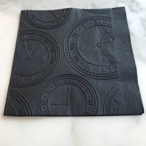 Big Clock (alice in Wonderland Themed) Hand Embossed Cocktail/beverage ...