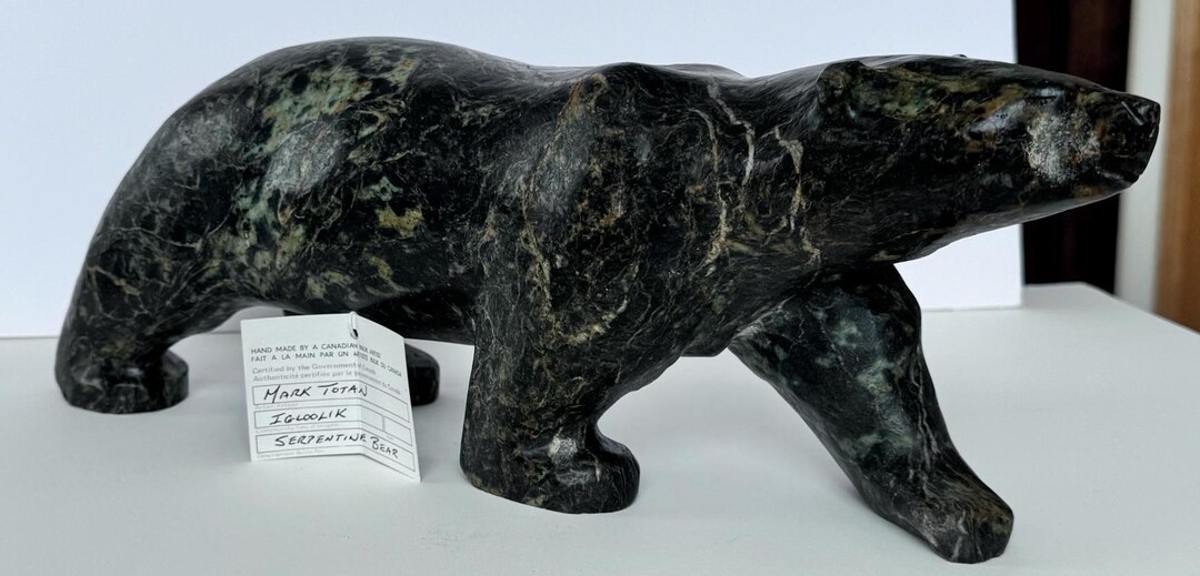 Mark Totan 17.5" Canadian Serpentine Brown Bear by Master Carver Inuit ...