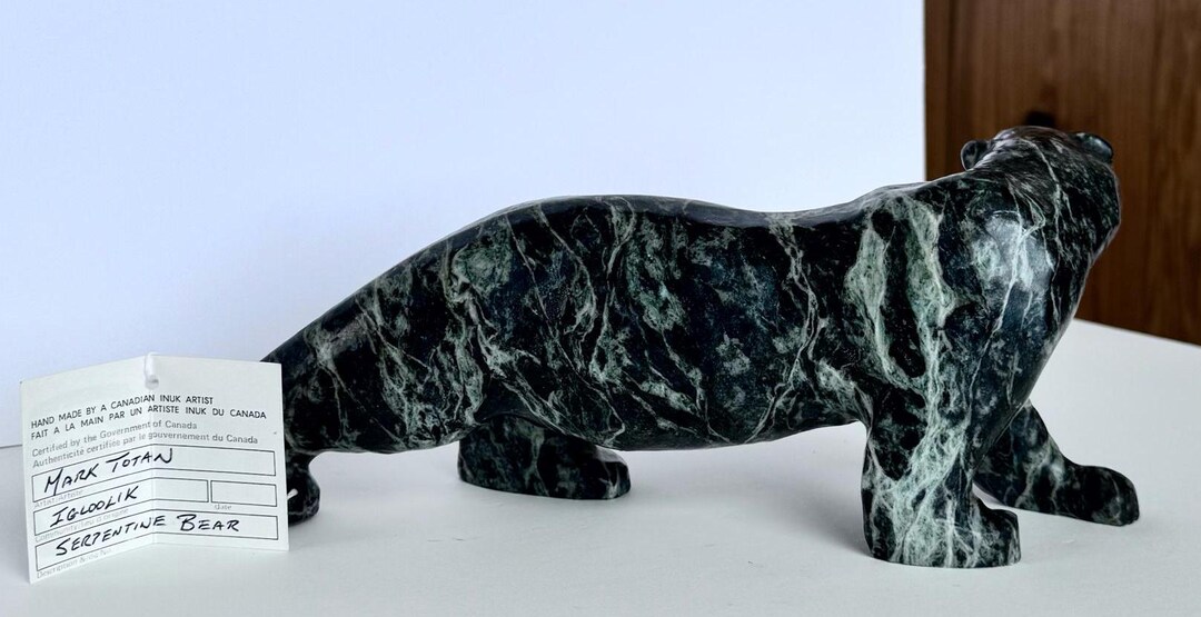 Mark Totan 11" Canadian Serpentine Black Bear by Master Carver Inuit ...