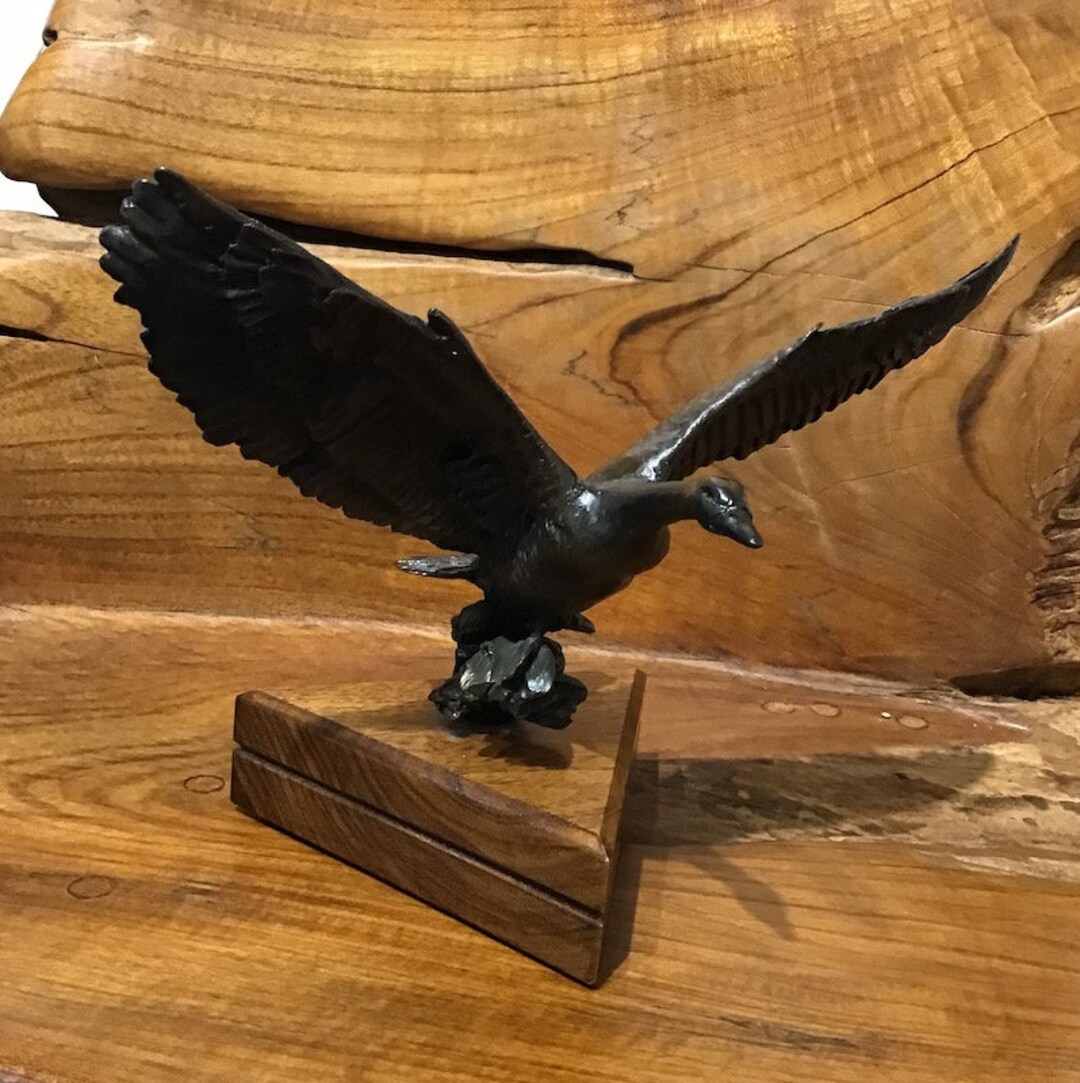 Vilem ZACH Canada Goose Hand Cast 7 H X 8.75 Bronze Limited Edition ...