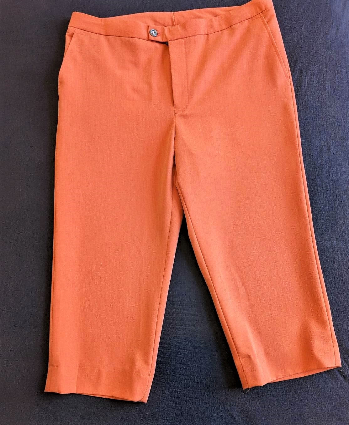 Vintage CAPRIS / PEDAL PUSHERS Retro Orange Apricot Capri Pants With ...