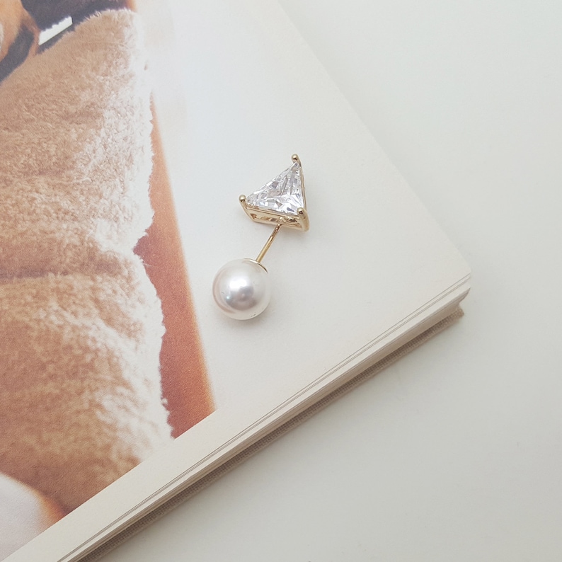 Elegant Gold Triangle Pearl Short Lapel Pin Gold Metal,pin Accessories ...
