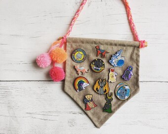 Pin badge display | Etsy