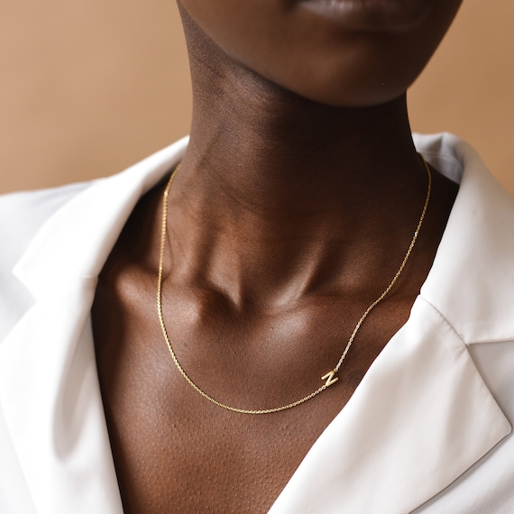 Asymmetrical name necklace store