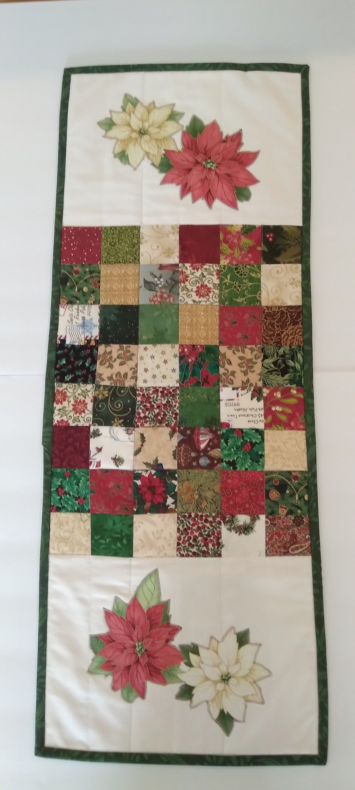 Christmas Quilted Table Runner, Quilted Table Topper, Home Decor ...