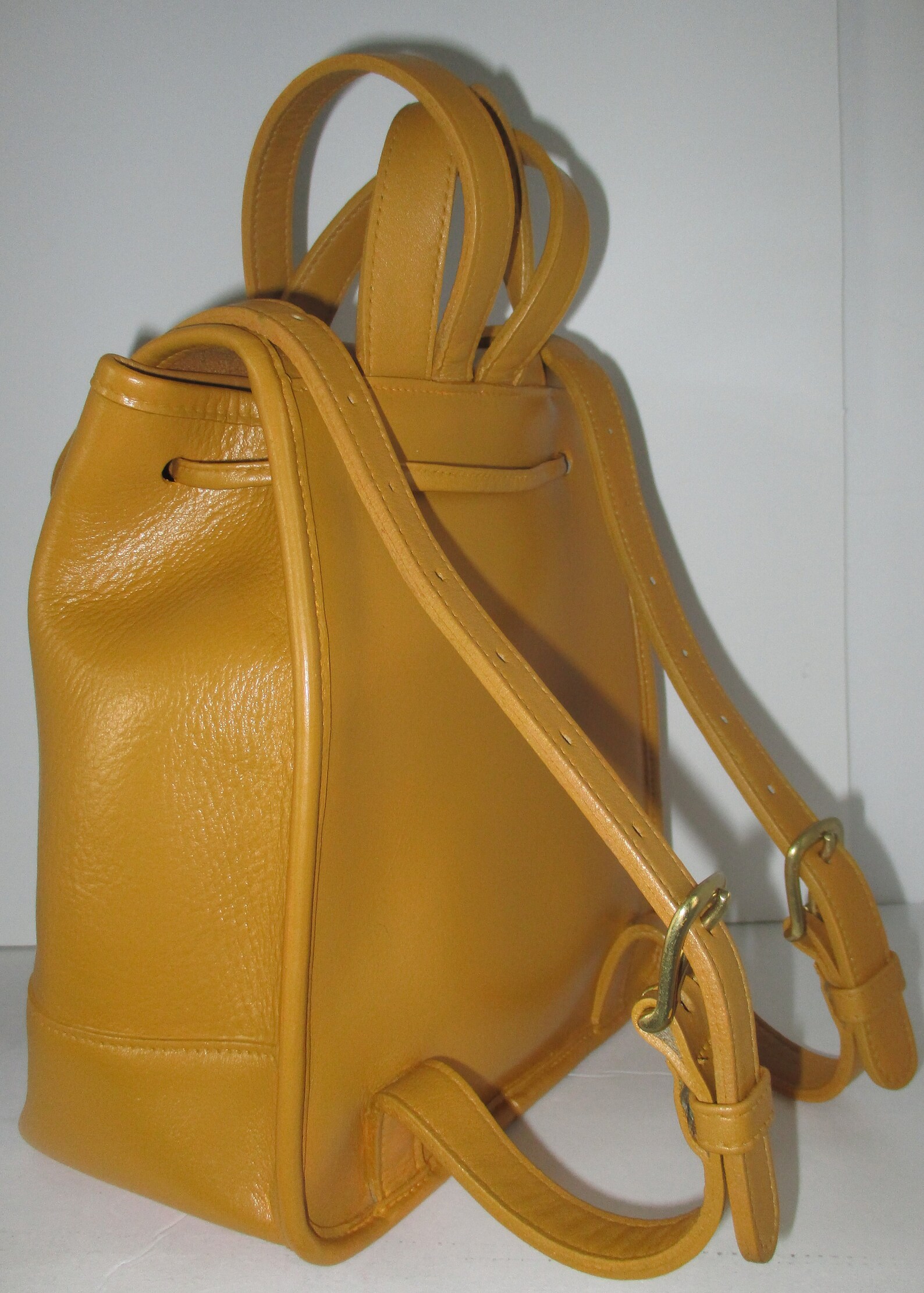 COACH Vintage Yellow Mustard Leather Drawstring Backpack - Etsy