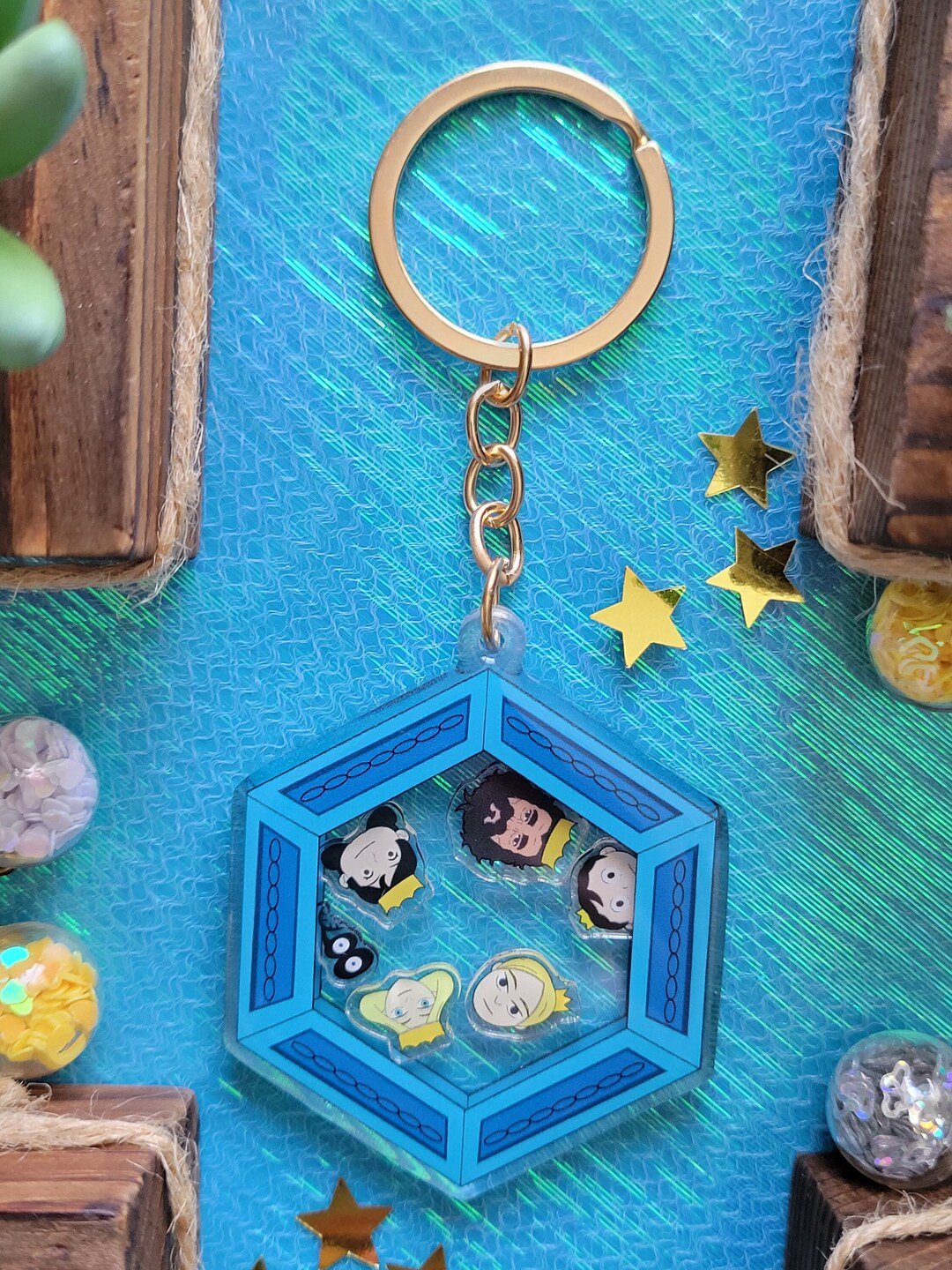 Ousa*ma Rank*ing Shaker Keychain / Miranj*o's Mirror Shaker Keychain ...