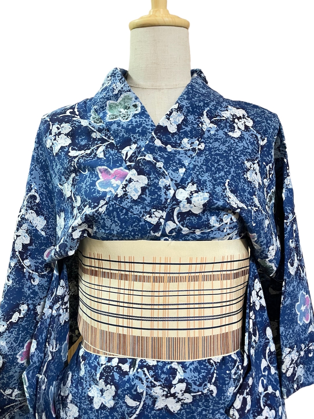 Yukata and Obi Belt, Vintage Blue Yukata and Obi, Yukata and Beige Obi, Antique Yukata and Obi ...