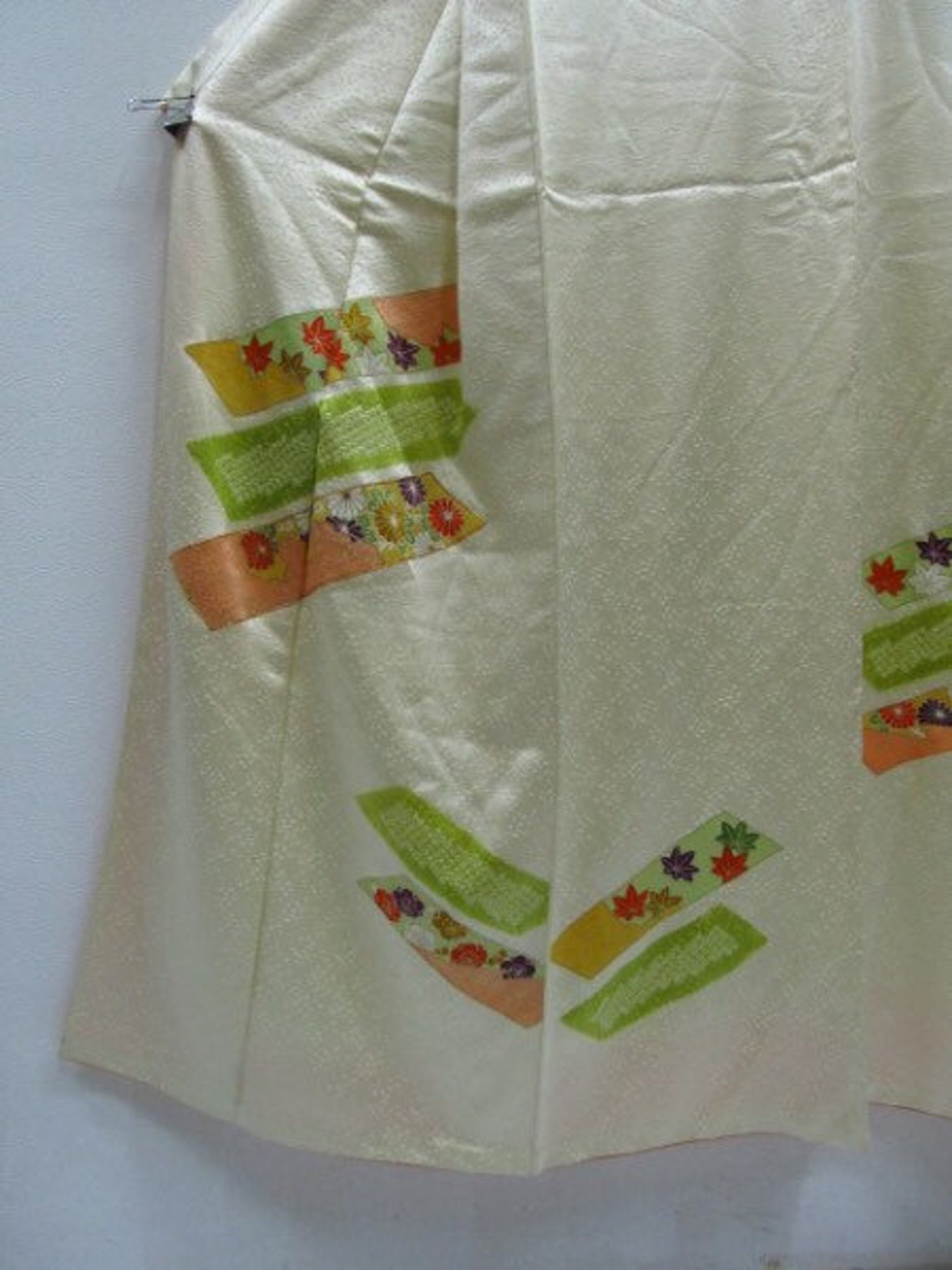 Kimono, Vintage Kimono, Flower Pattern Kimono, Silk Komon, Silk ...
