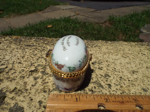 Imperial Porcelain Chintz Style Trinket Box/Pill Box … - Gem