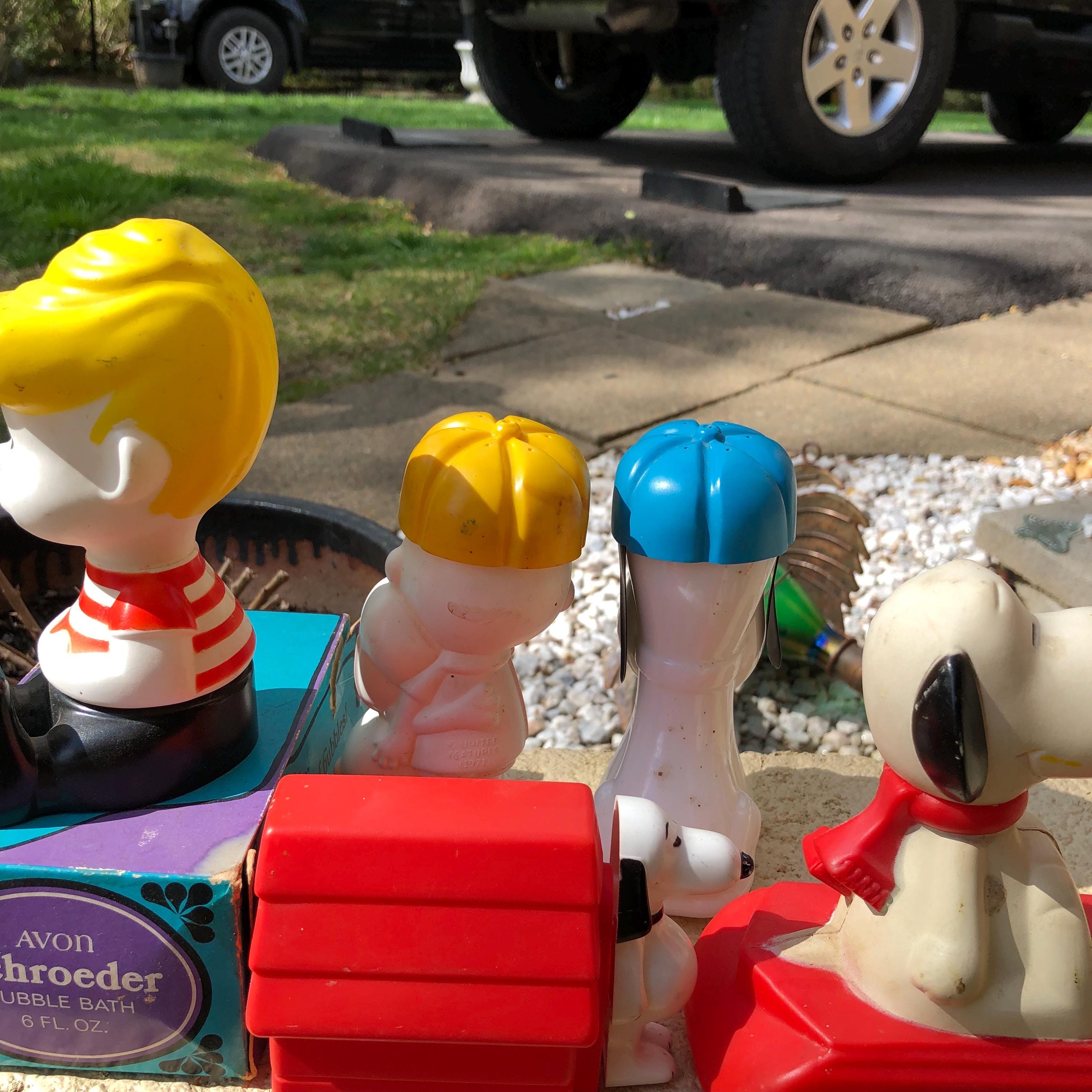 Collection Lot of Avon Peanuts Snoopy Cartoon Characters Schroeder 8 ...