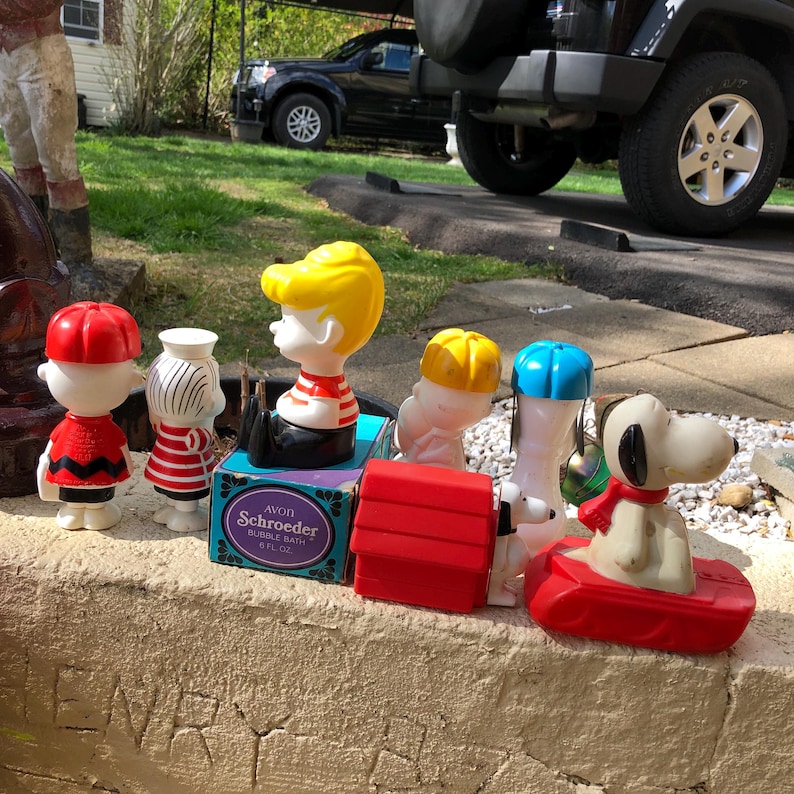 Collection Lot of Avon Peanuts Snoopy Cartoon Characters Schroeder 8 ...