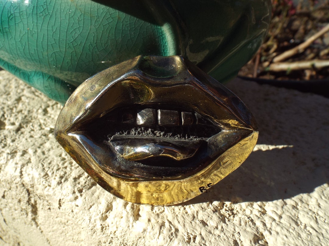 Classic Vintage the Rolling Stones 1975 Lips Tongue Jagger Belt Buckle ...