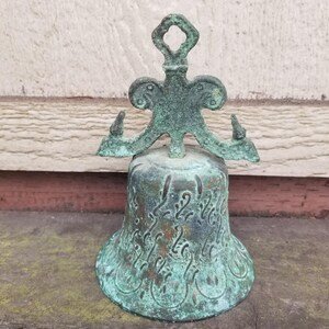 Vintage Heavy Metal Embossed Finial Bell - Etsy