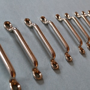 1 X Vtg Rustic Sash Lift Small Bin Bar Drawer Pull 3.25" Centers ...