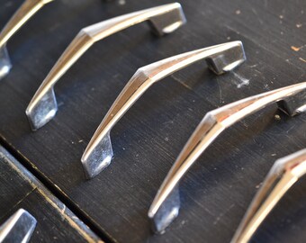 Collectibles & Art Chrome Chevron Drawer Pull Cabinet Door Handle ...