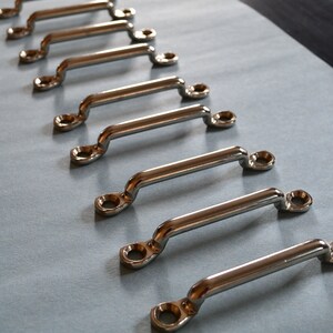 1 X Vtg Rustic Sash Lift Small Bin Bar Drawer Pull 3.25" Centers ...