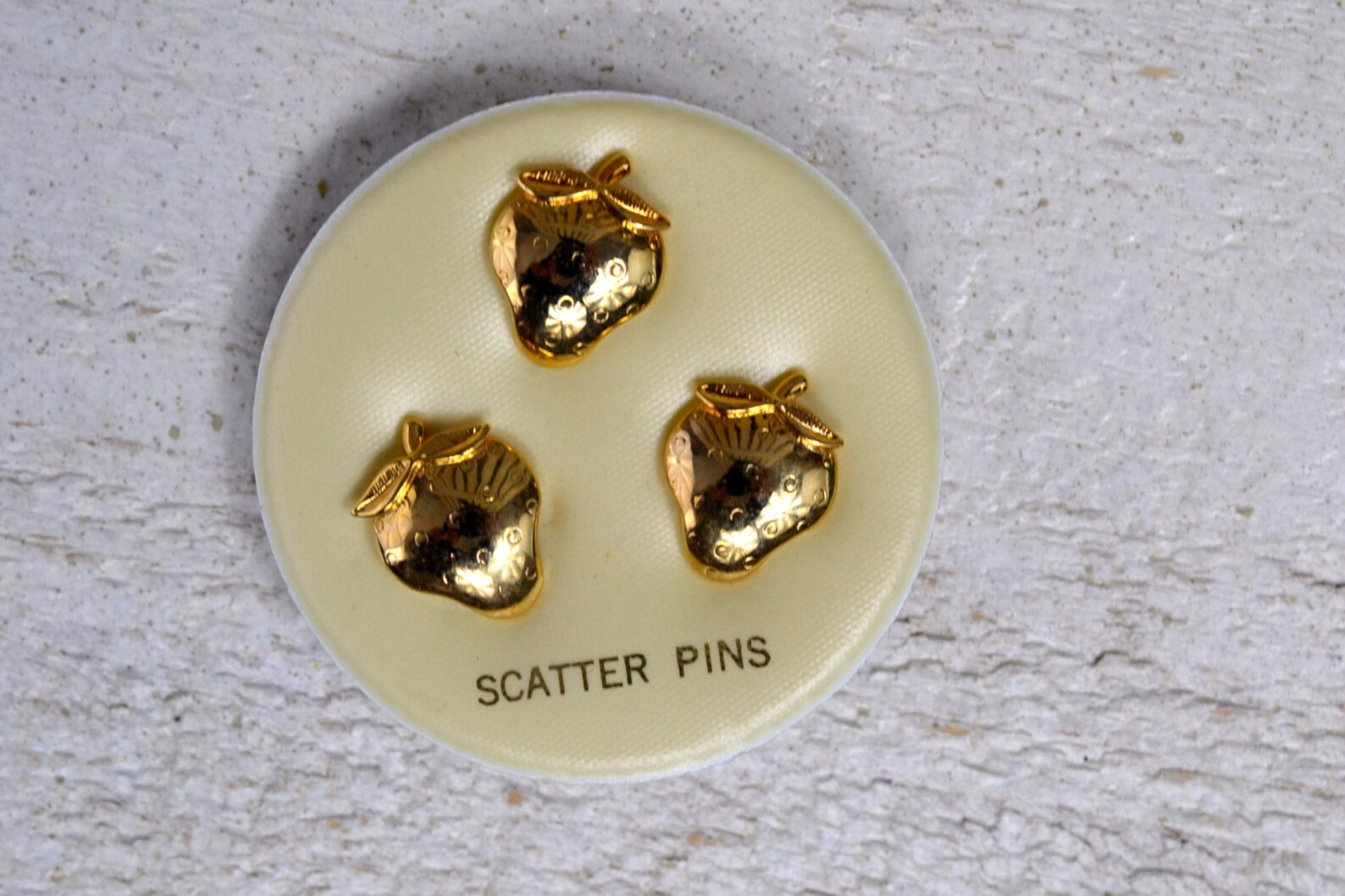 NOS 50s 60s Scatter Pins Set of 3 Strawberry Clutch Pins Tie - Etsy