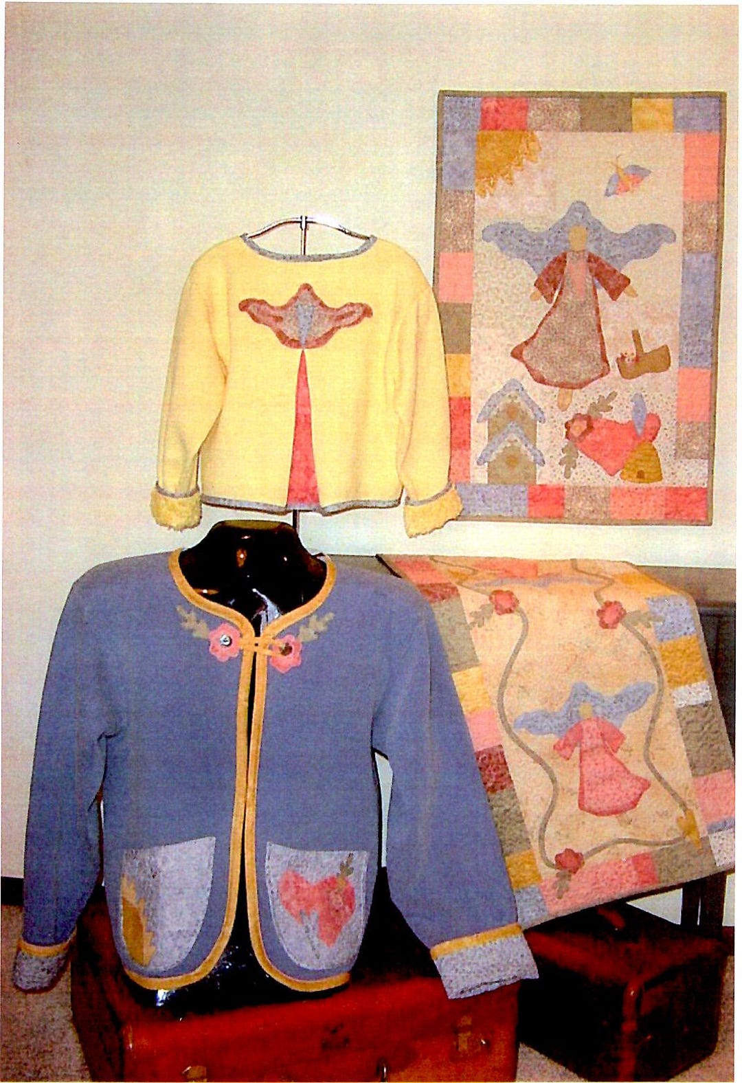 Angel Applique Projects Uncut PATTERN Patchwork Angel Mini Quilt Door ...