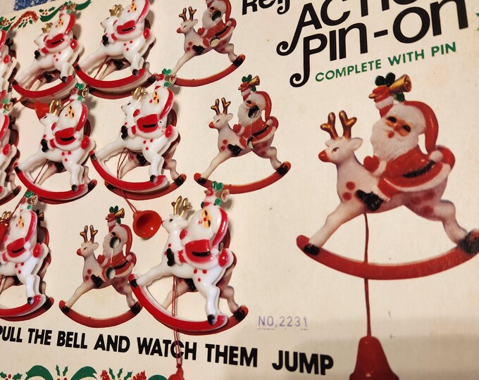 Vtg Santa Pin NOS 50s Pullstring Plastic Brooch Articulated Santa Pin ...
