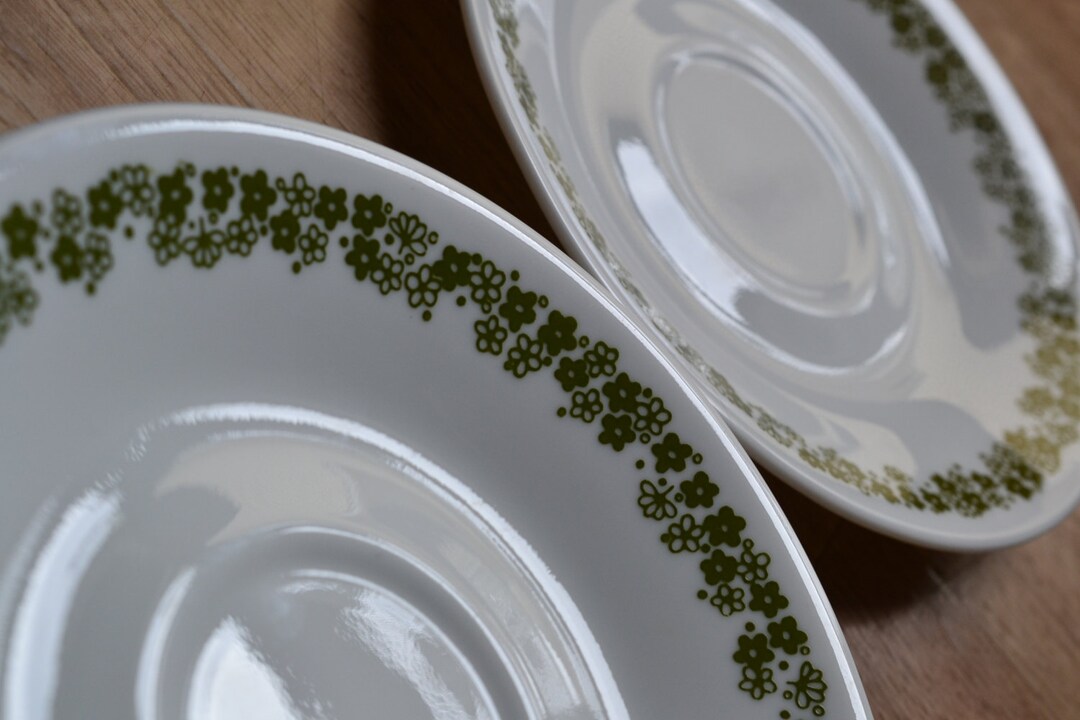 Set of 4 Corelle Spring Blossom Green Saucers Crazy Daisies Corelle ...