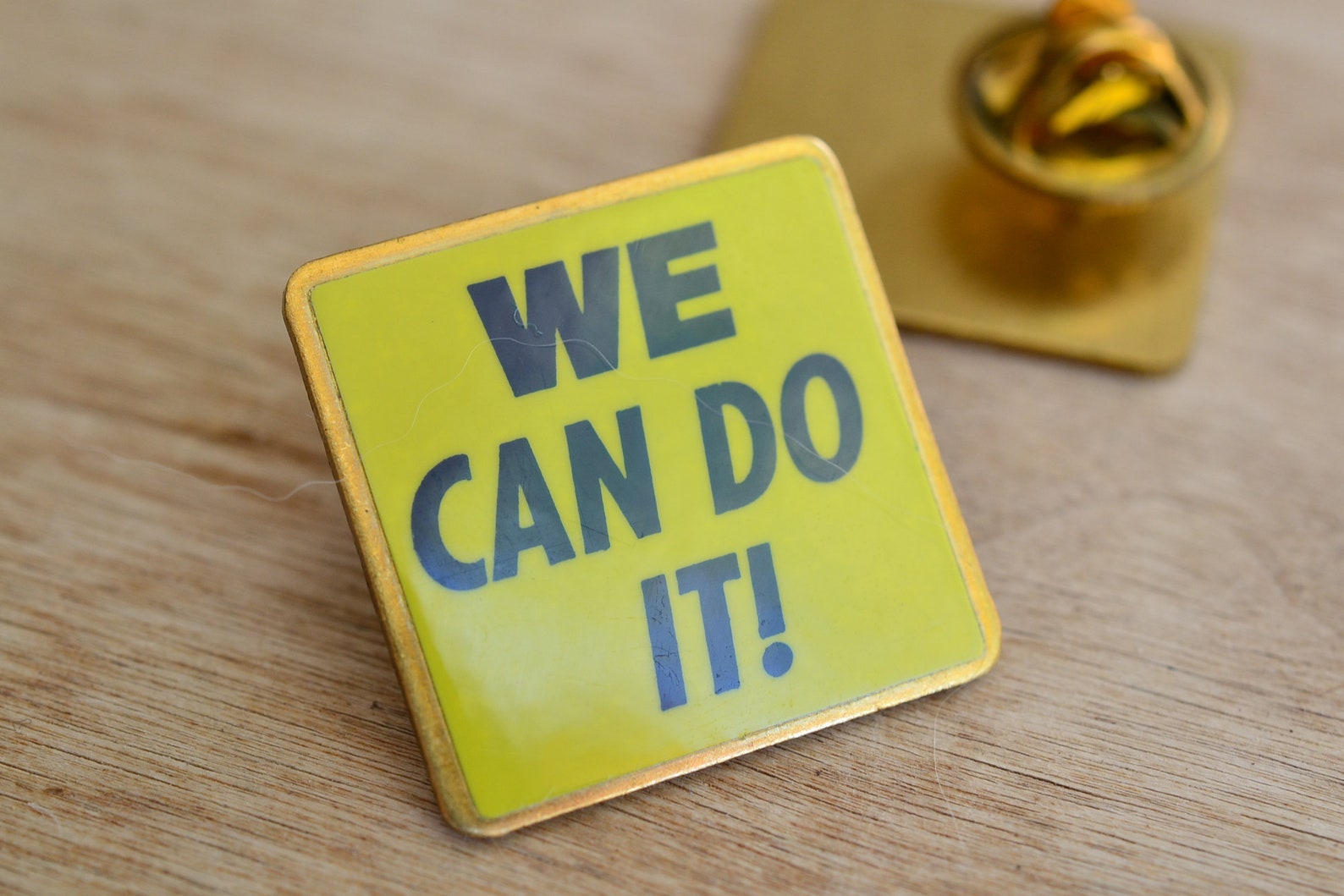 NOS 80s WWII Slogan "we Can Do It" Brass Clutch Pin Feminist Pinback ...