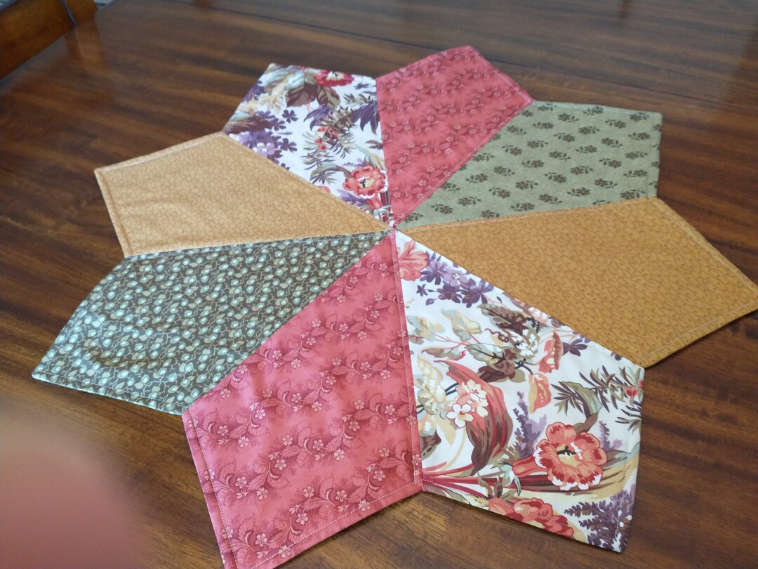 Beautiful Reversible Quilted Table Topper-star Shape 26" Diameter ...
