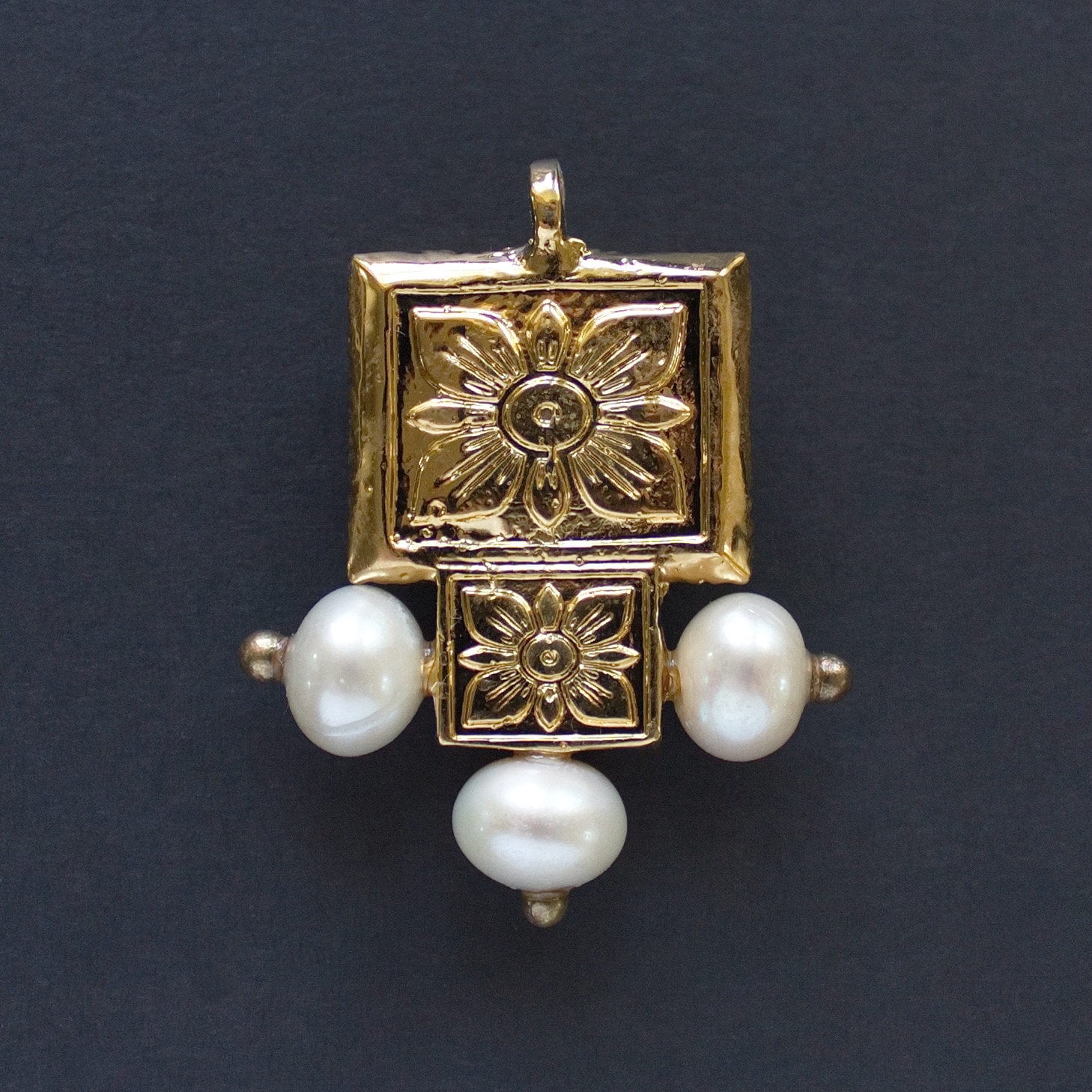 Italian Renaissance Brooch Pendant, XV Century Historical Design for ...