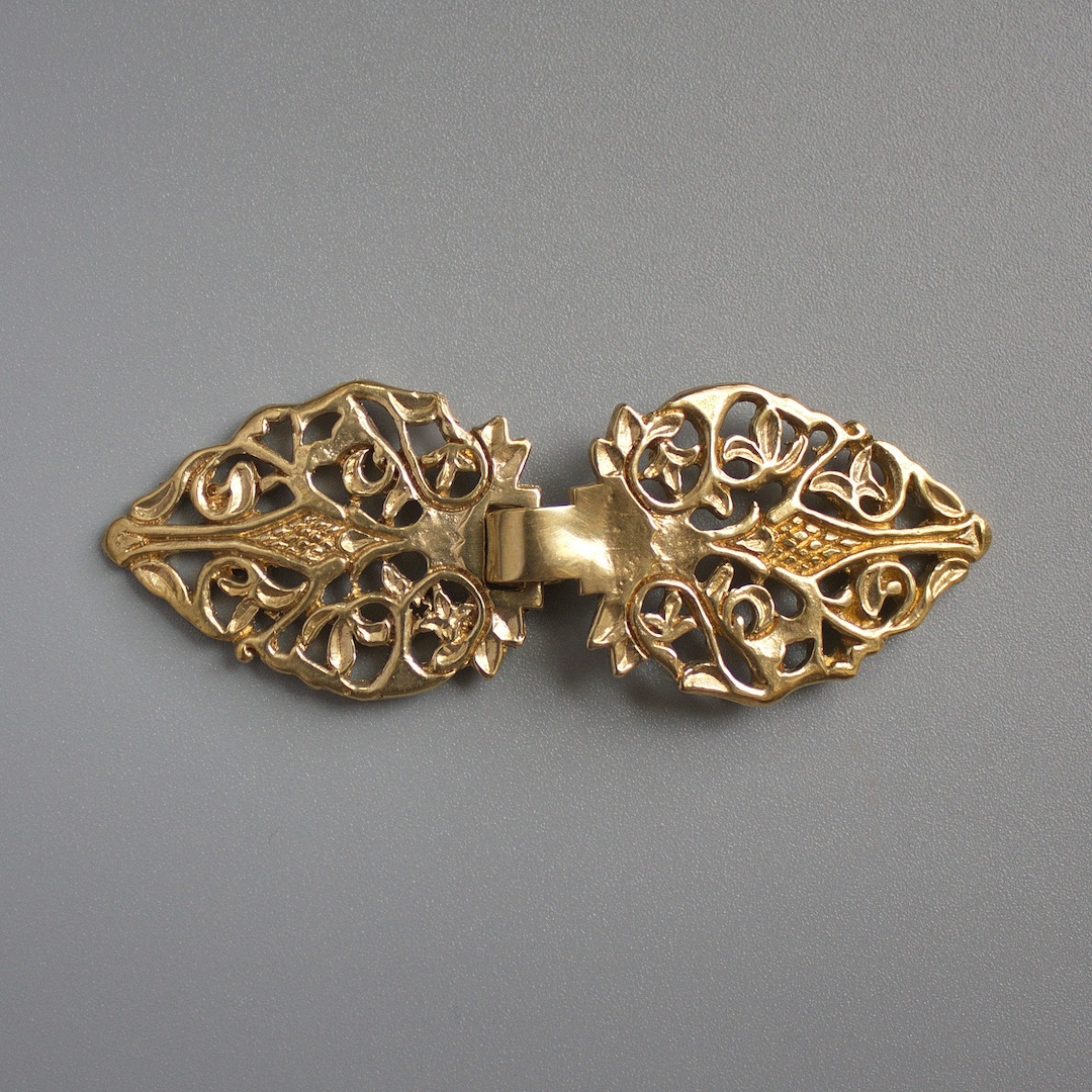 Renaissance Hooked Clasp: 16th Century Medieval Dress Accessory - Etsy