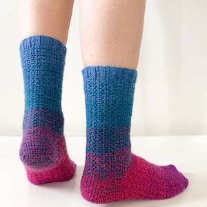 Easy Toe up Crochet Sock Pattern: Beginner Friendly 'step On’ Sock in ...