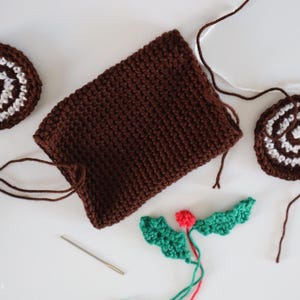 Crochet Yule Log Ornament Pattern: Festive Holiday Decoration (PDF ...