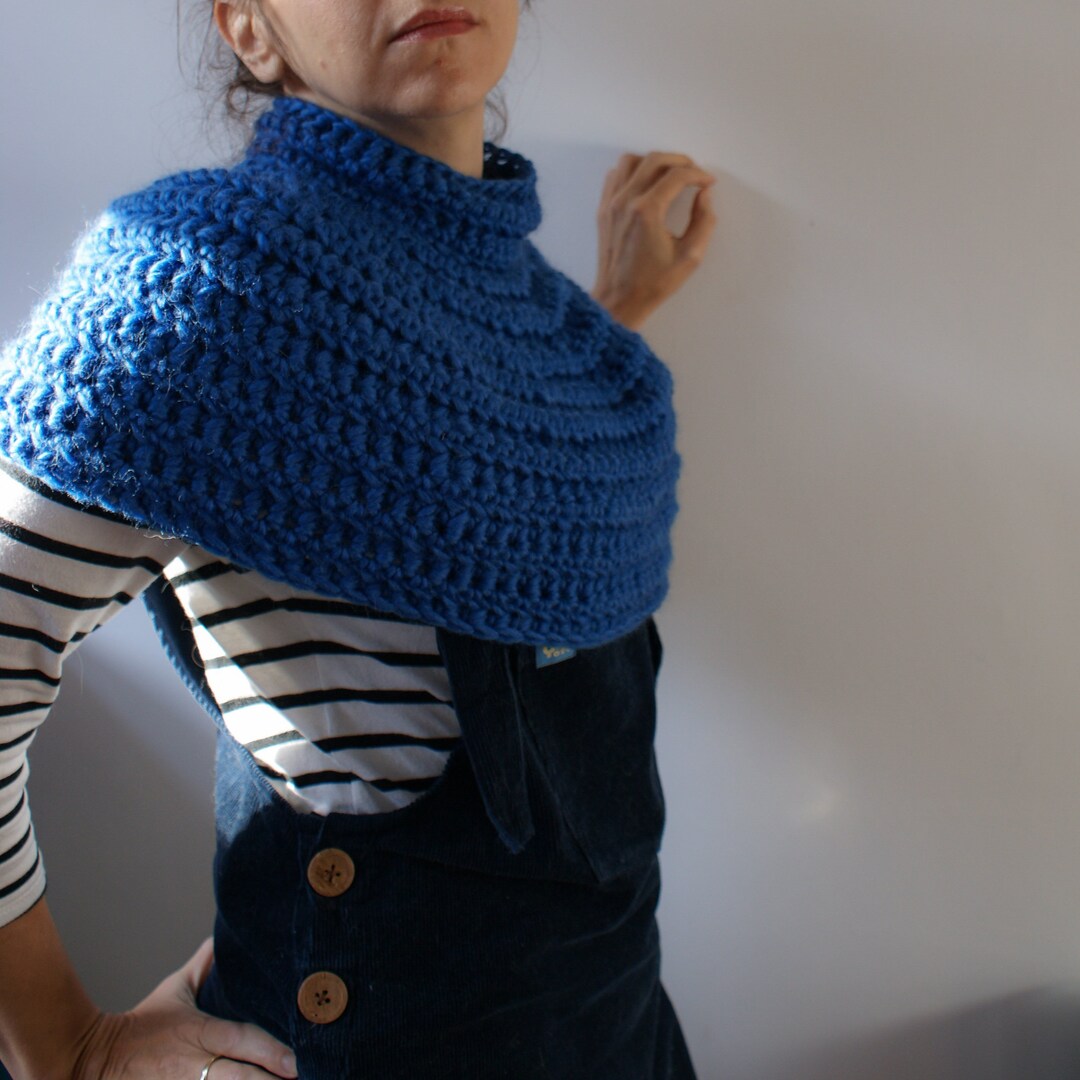 Mini Poncho Crochet Pattern: Chunky Roving Caplet Style Shrug. Easy ...