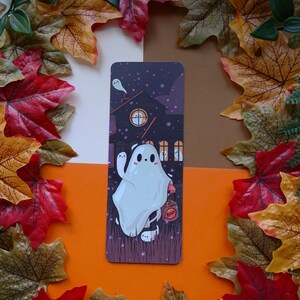 Halloween Ghost Bookmark - Spooky Cute Haunted Autumn Aesthetic ...