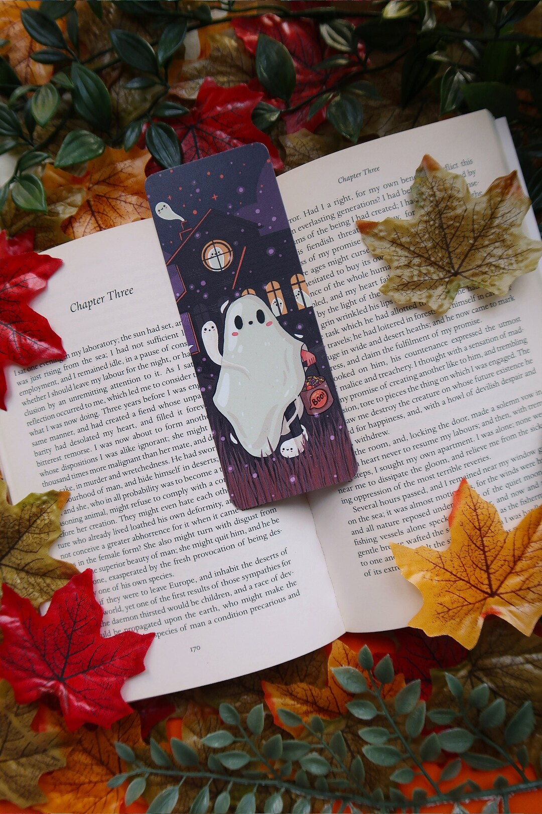 Halloween Ghost Bookmark - Spooky Cute Haunted Autumn Aesthetic ...