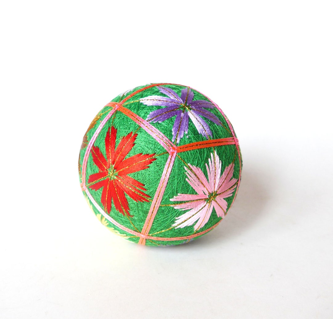 VINTAGE Beautiful Temari Ball , Embroidering Thread Ball , Japanese Art ...