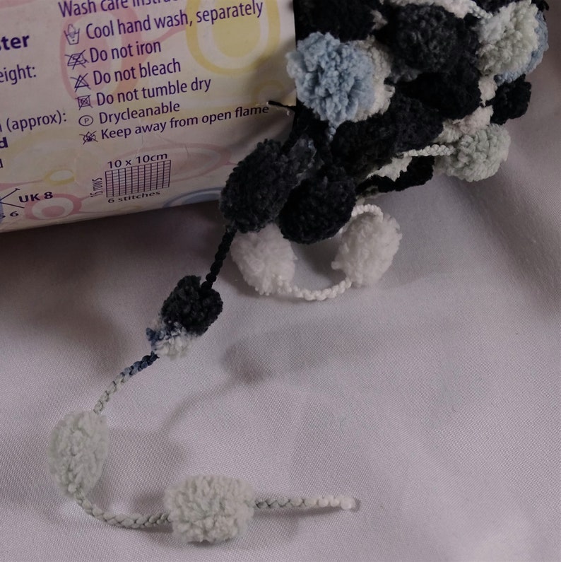 Palette Fuzzy Fluff Yarn Star Cluster Pom Pom - Etsy