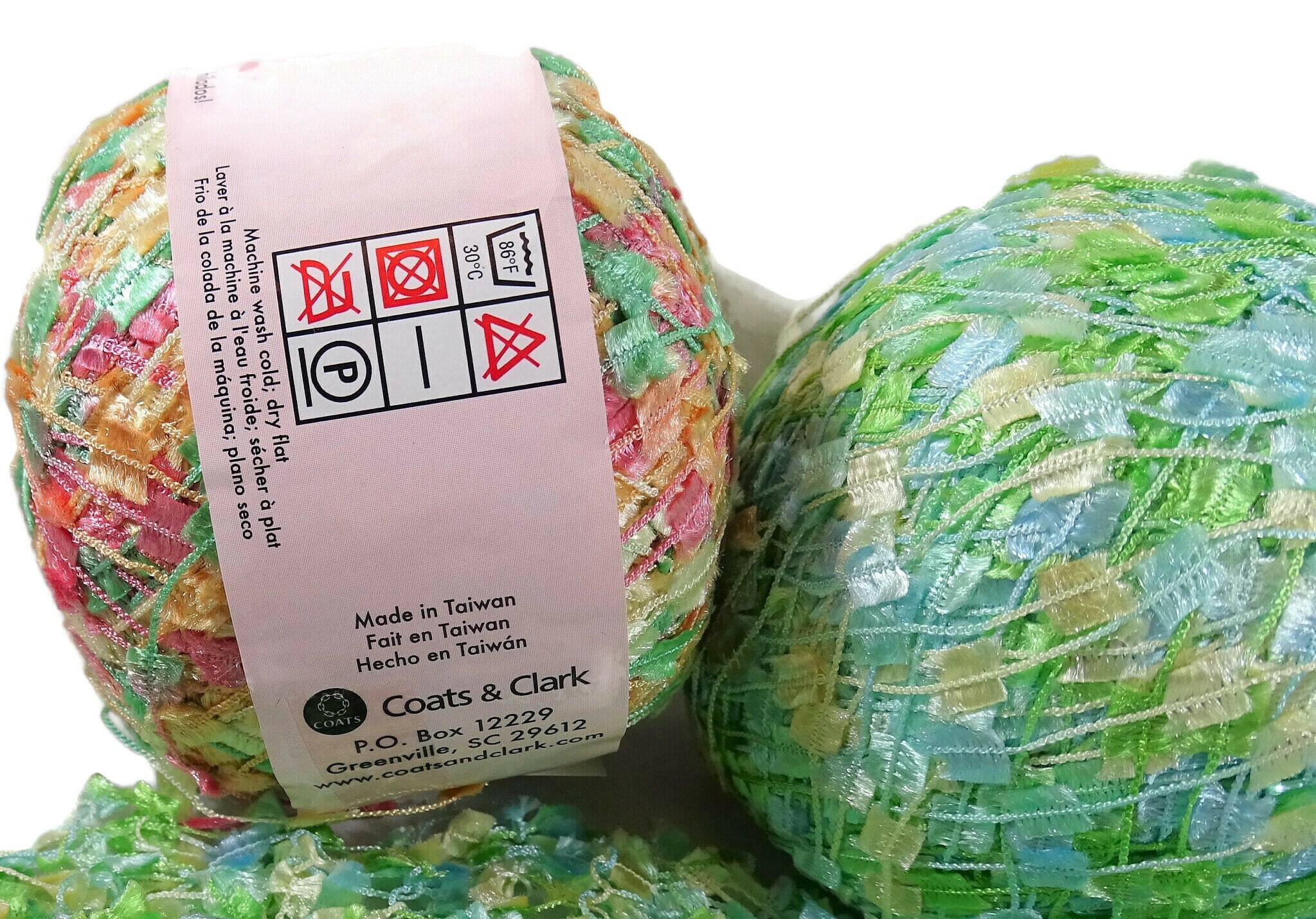 Red Heart Yarn Tiki Cheery Leaf Butterfly Variegated Scarf Lot 2 Skeins ...