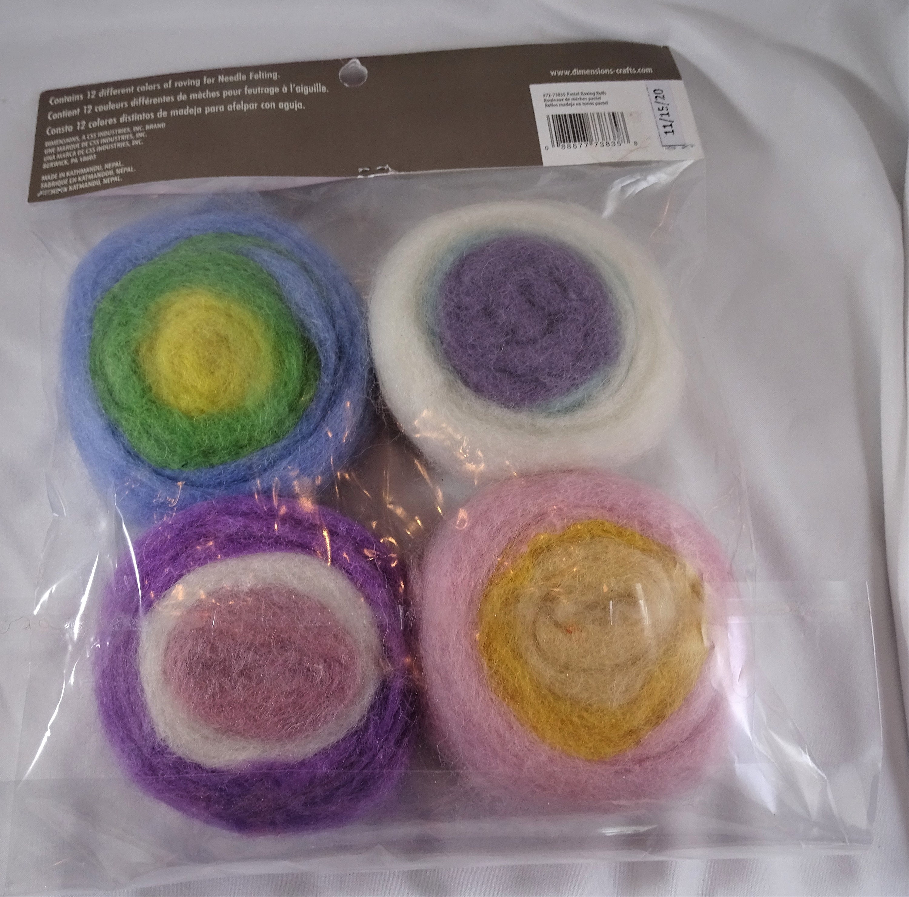 Dimensions Multi Color Roving Rolls Needle Felting 4 Rolls SEALED - Etsy