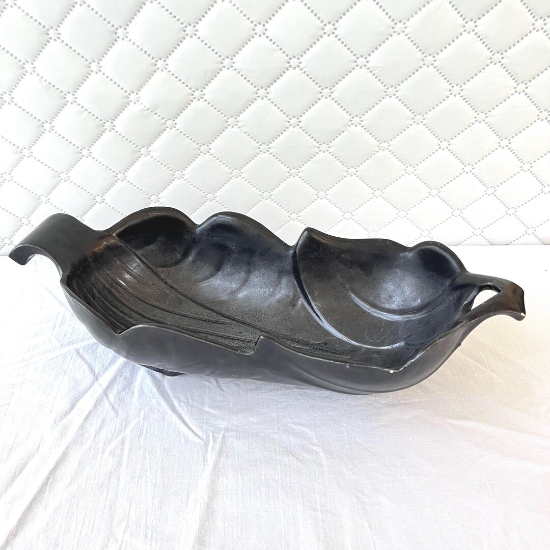 Shawnee Pottery Corn Serving Bowl Vintage Collectible in Matte Black ...
