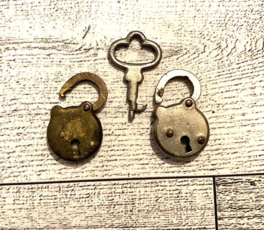 Vintage Padlocks Pair of Tiny Padlocks With Working Key - Etsy