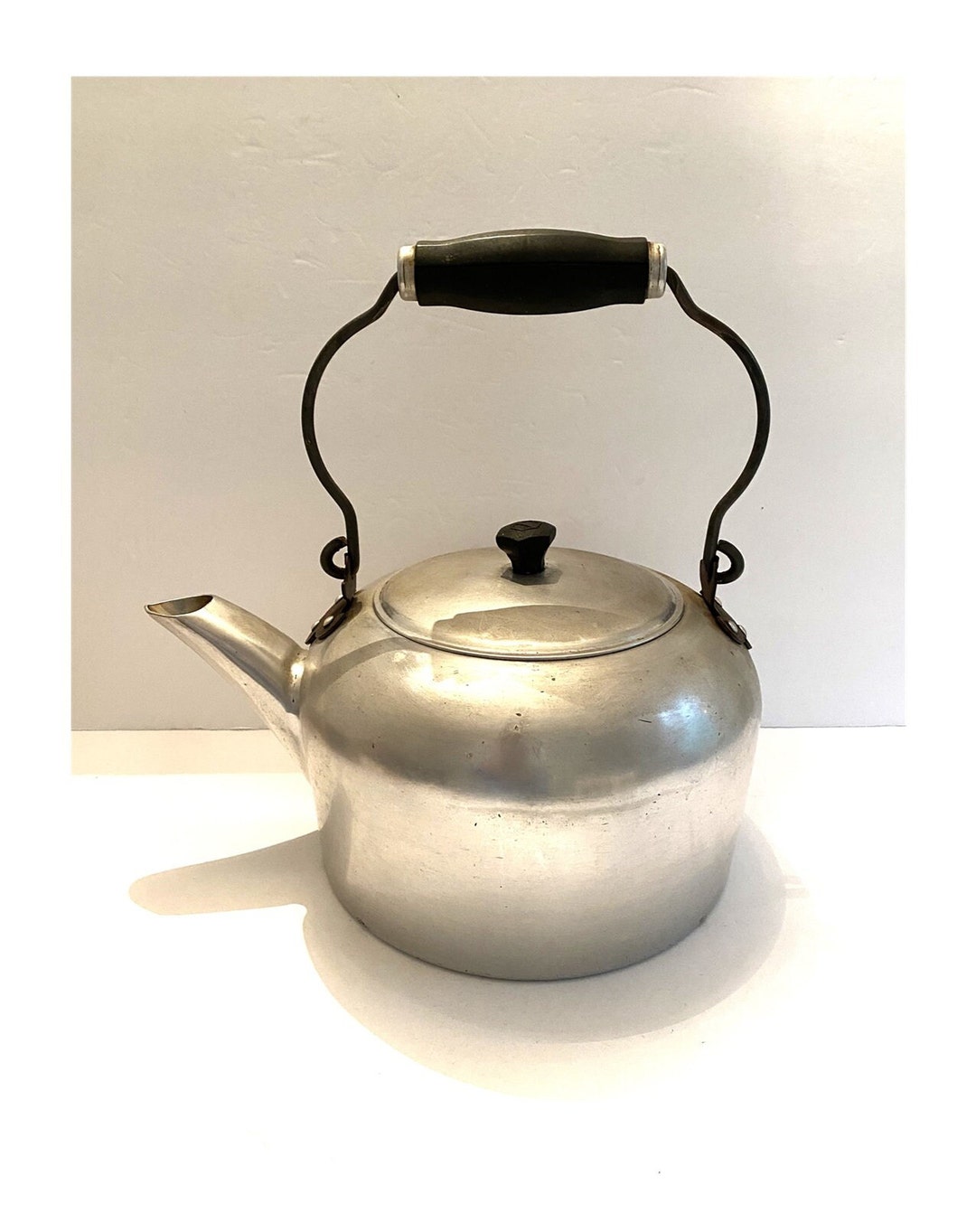 Vintage Aluminum Tea Pot WEAR EVER Made in Canada Large Tea Kettle ...