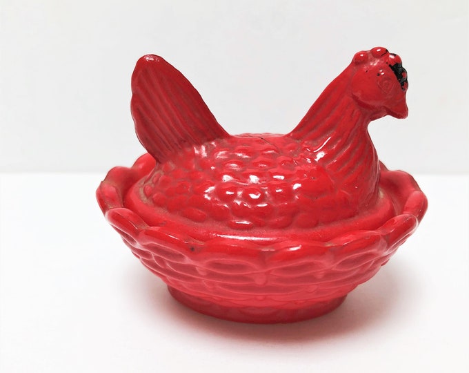 Vintage Westmoreland Red Milk Glass Hen on Nest Miniature Chicken on ...