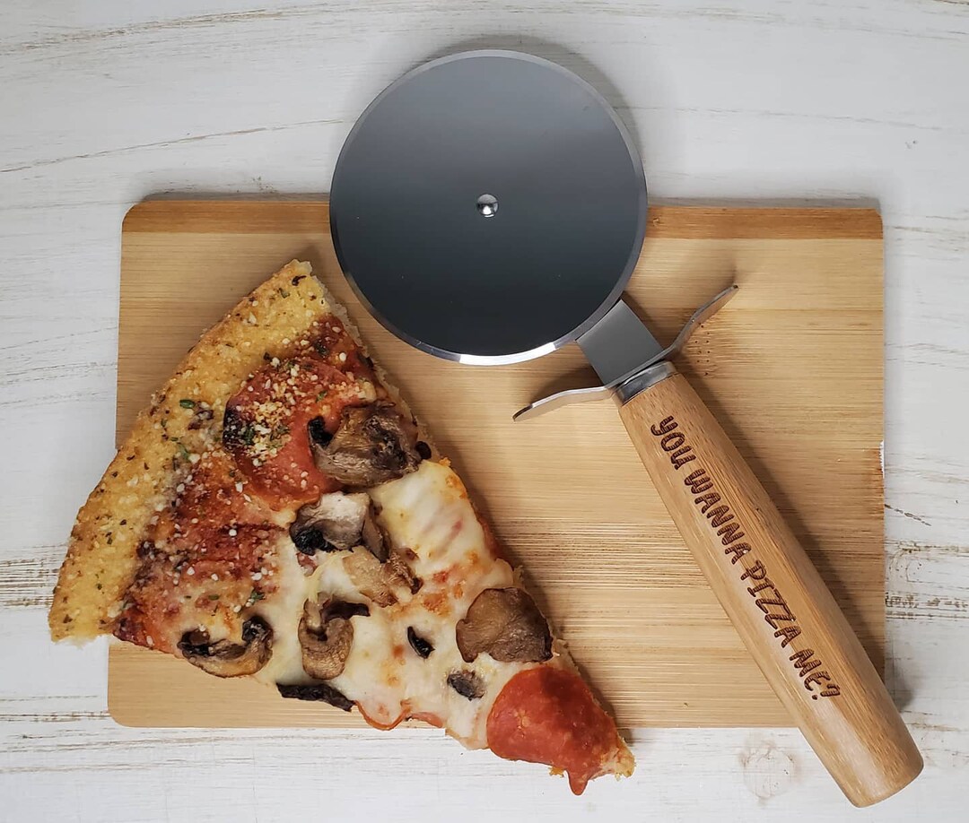 Custom Family Engraved Wooden Pizza Cutter. Personalized Pizza Cutter ...