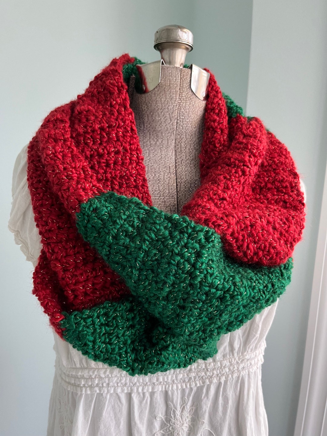 Crochet Scarf, Infinity Scarf, Red Green Scarf, Chunky Scarf, Wrap It ...
