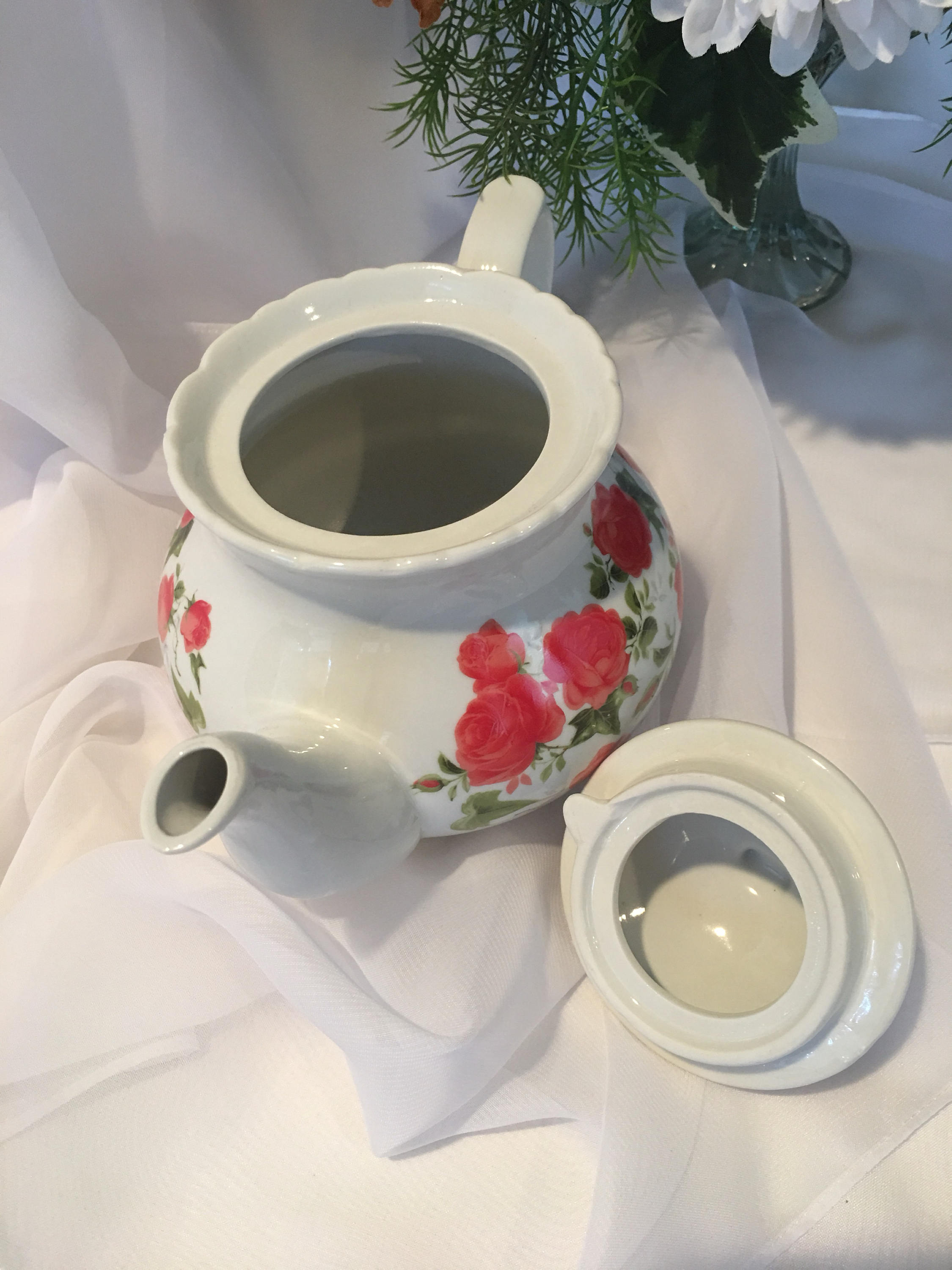 Red Roses on White Ceramic Teapot! - Etsy