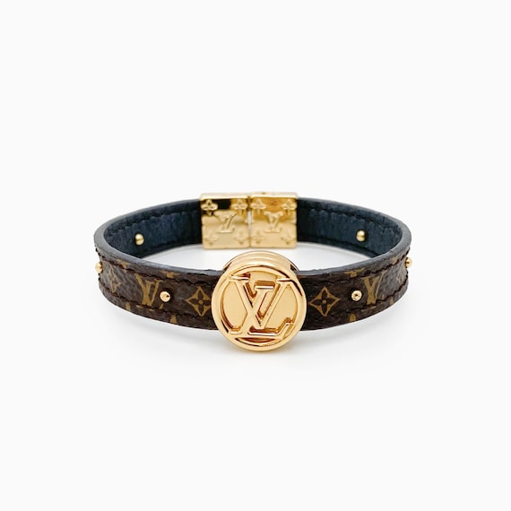 Lv circle bracelet store